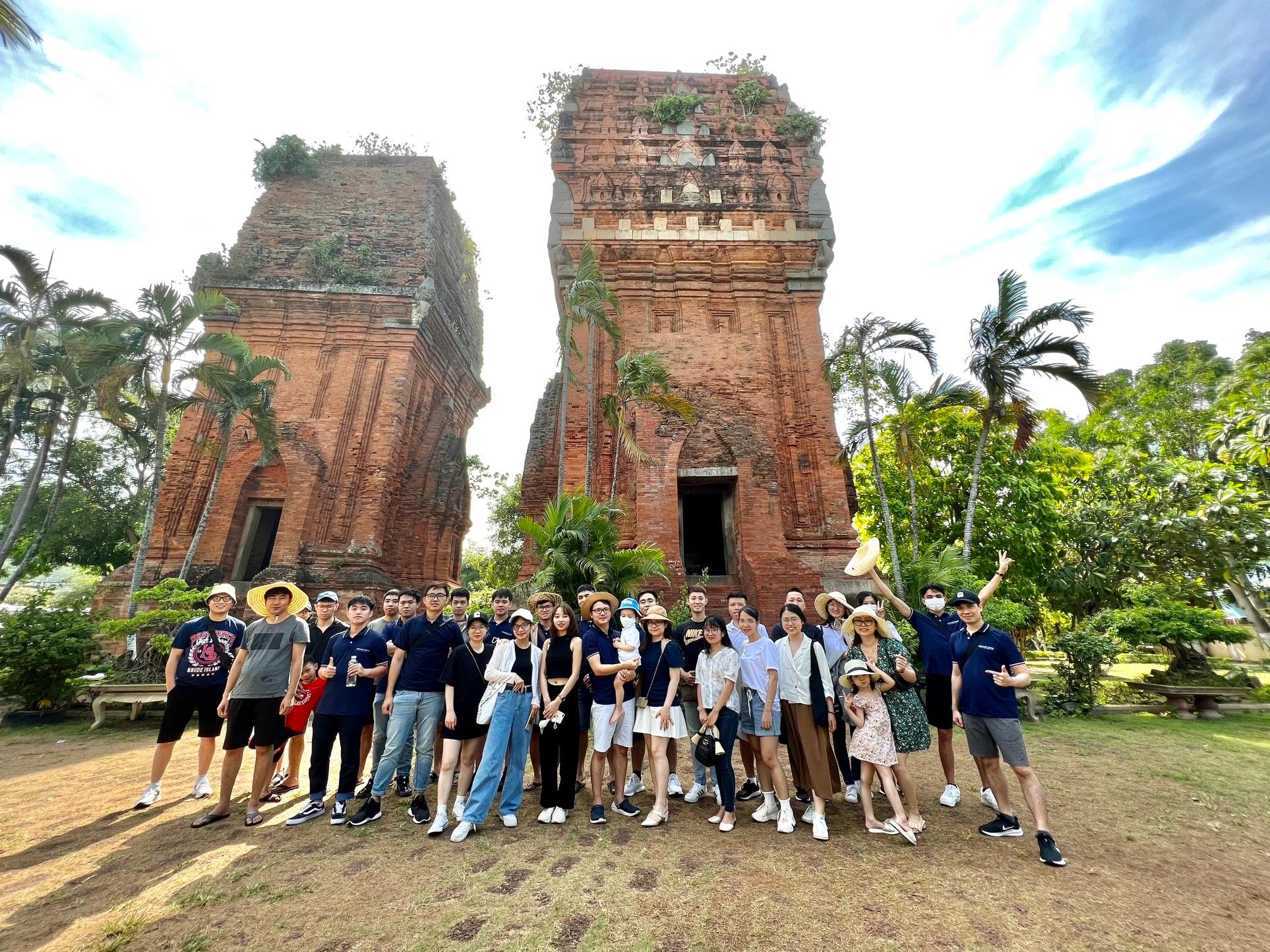 DSVN - SUMMER TRIP 2022 - Dimage Share Viet Nam Co.,Ltd - DIGITAL ...